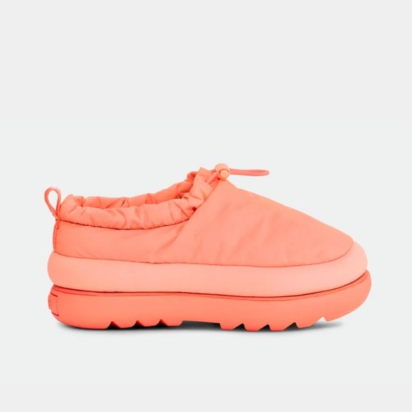 UGG | Shoes | Nwob Ugg Maxi Clog Puff Slipper Size Coral Fluffy ...